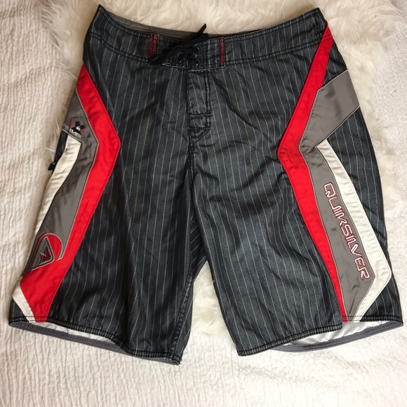 Quiksilver | Shorts | Quicksilver Men Short Size 3 | Poshmark